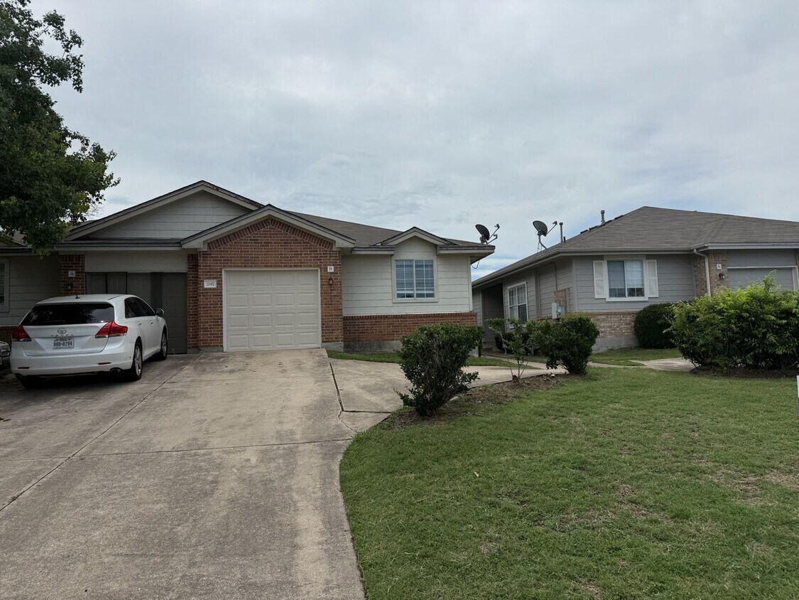 2817 Southampton Way Unit B, Round Rock, TX 78664 - Room for Rent in ...
