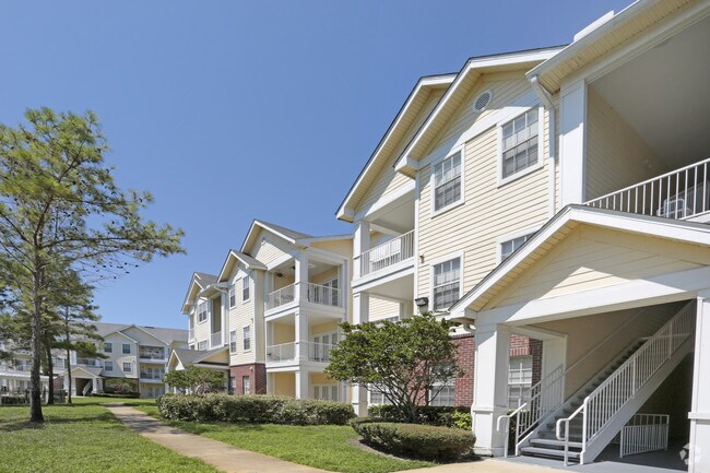 Colonnade at Regency Apartments - Jacksonville, FL | Apartments.com