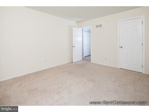Pepper Ridge Townhouses Apartments for Rent with Parking - Wilmington ...