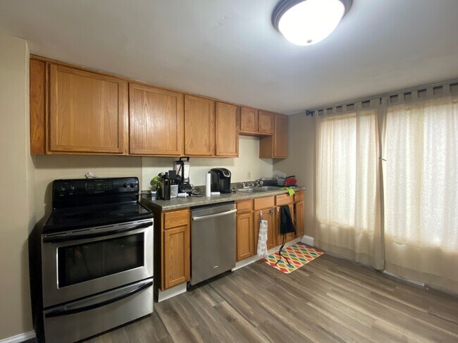 301 6th St NW Unit 2, Rochester, MN 55901 Apartments - Rochester, MN ...