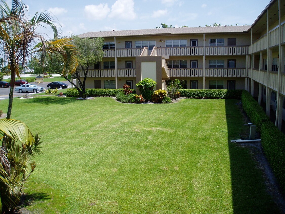 286 Suffolk F, Boca Raton, FL 33434 - Condo for Rent in Boca Raton, FL ...