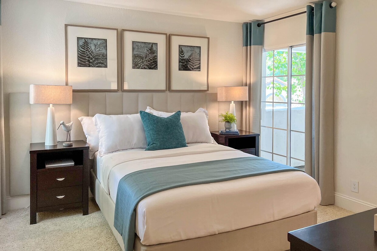 Summit at Warner Center - 22219 Summit Vue Ln Woodland Hills, CA 91367 ...