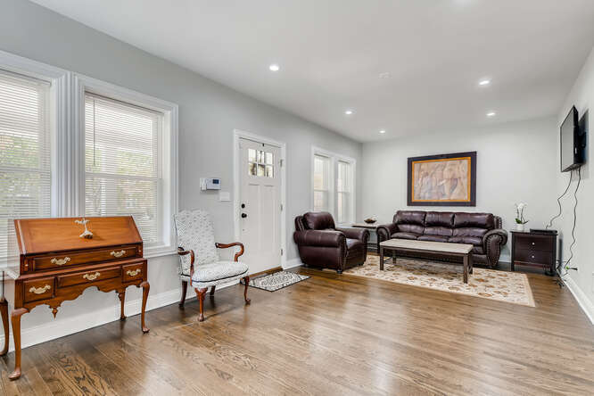 11305 S Lowe Ave, Chicago, IL 60628 - House Rental in Chicago, IL ... 11305 S Lowe Ave, Chicago, IL 60628 - House Rental in Chicago, IL ...