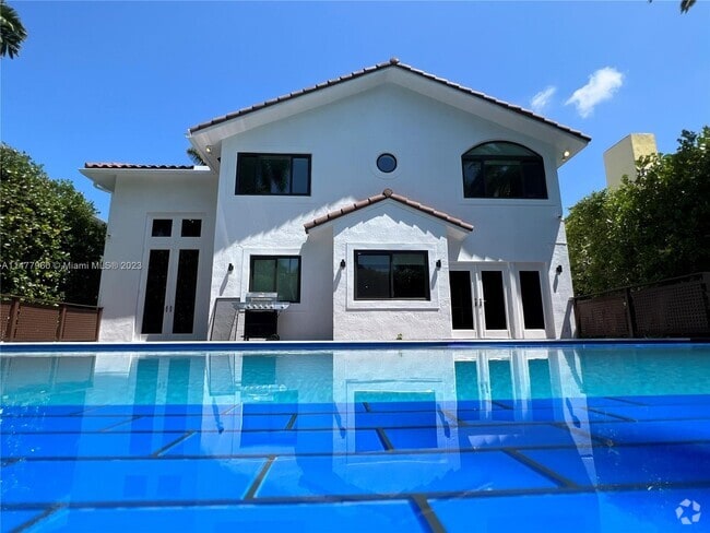 San Marco Island Apartments for Rent - Miami Beach, FL - 5 Rentals | Apartments.com