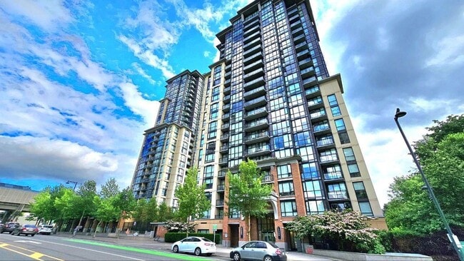 13380 108 Av, Surrey, BC V3T 0E7 - Condo for Rent in Surrey, BC ...