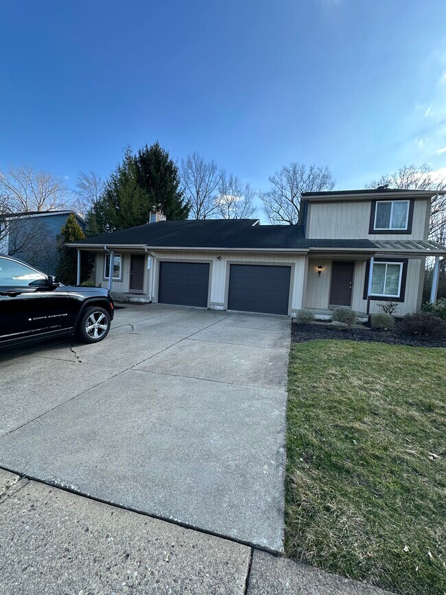 1927 Tennyson Ave NE, Massillon, OH 44646 - Townhome Rentals in ...