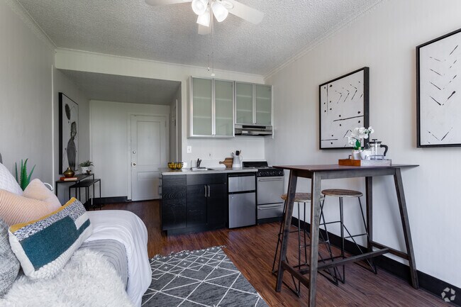 Regency Apartments - Portland, OR | Apartments.com