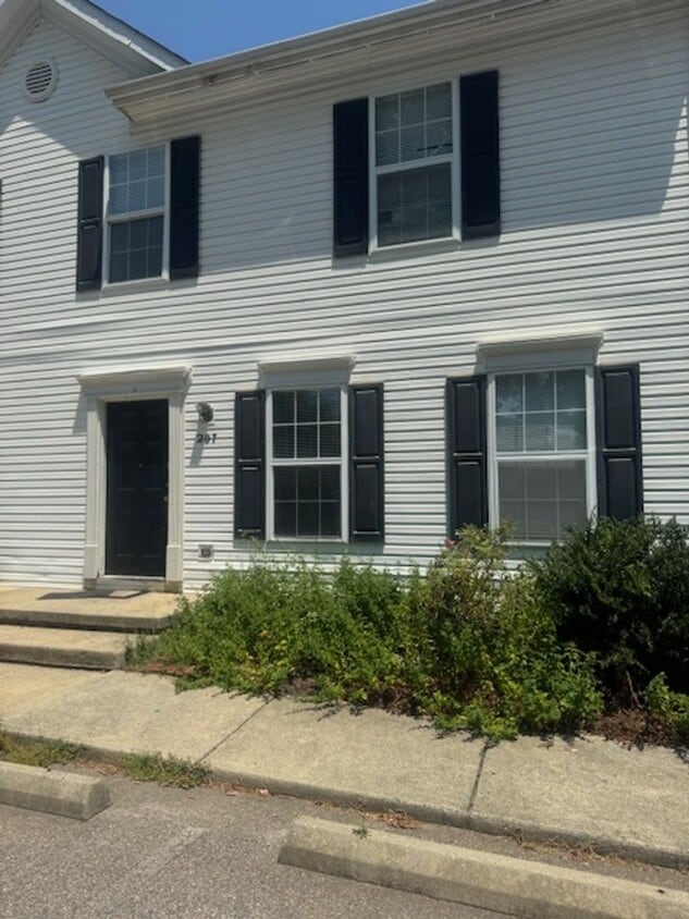 205-207 E Park St Unit 207, Cary, NC 27511 - Room for Rent in Cary, NC ...