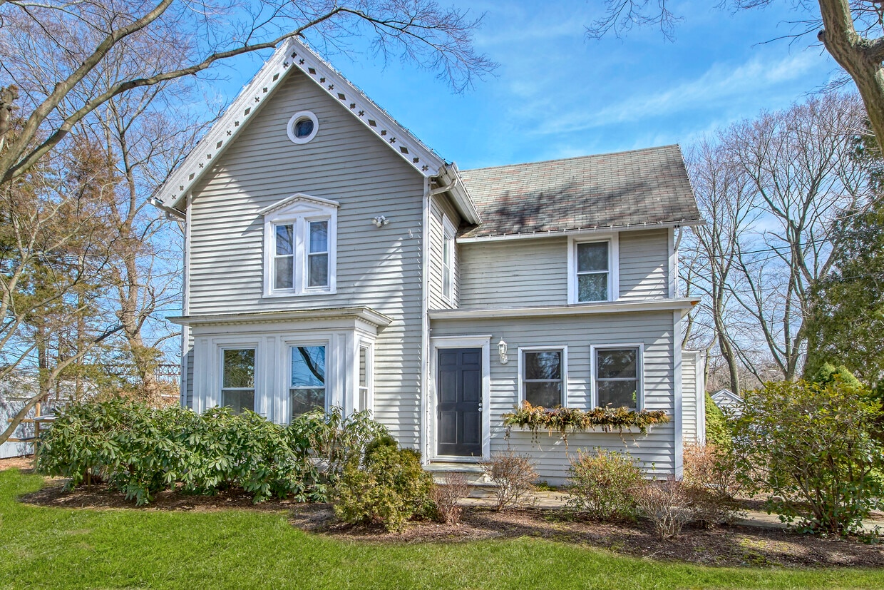38 Ferry Ln E, Westport, CT 06880 - House Rental in Westport, CT ...