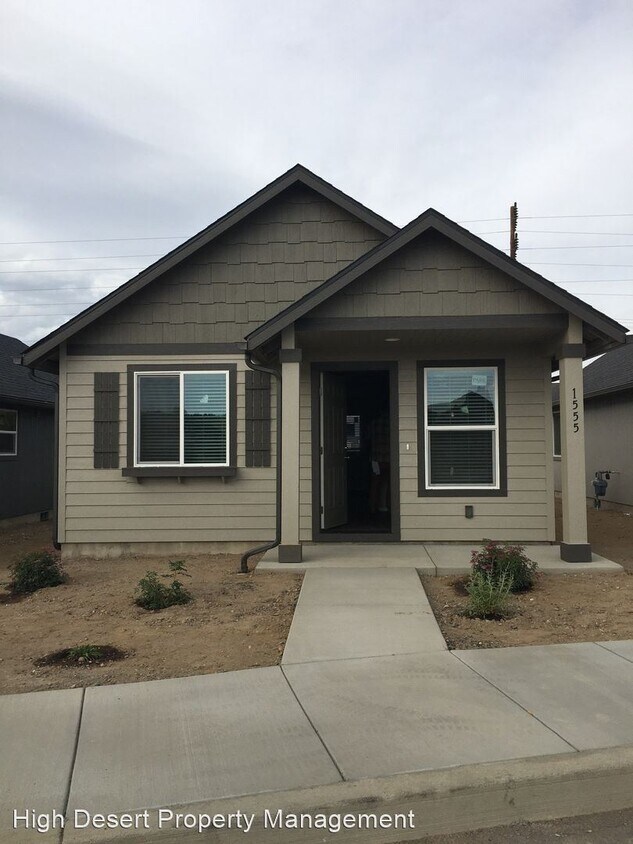 1555 SW 36th St, Redmond, OR 97756 - House Rental in Redmond, OR ...