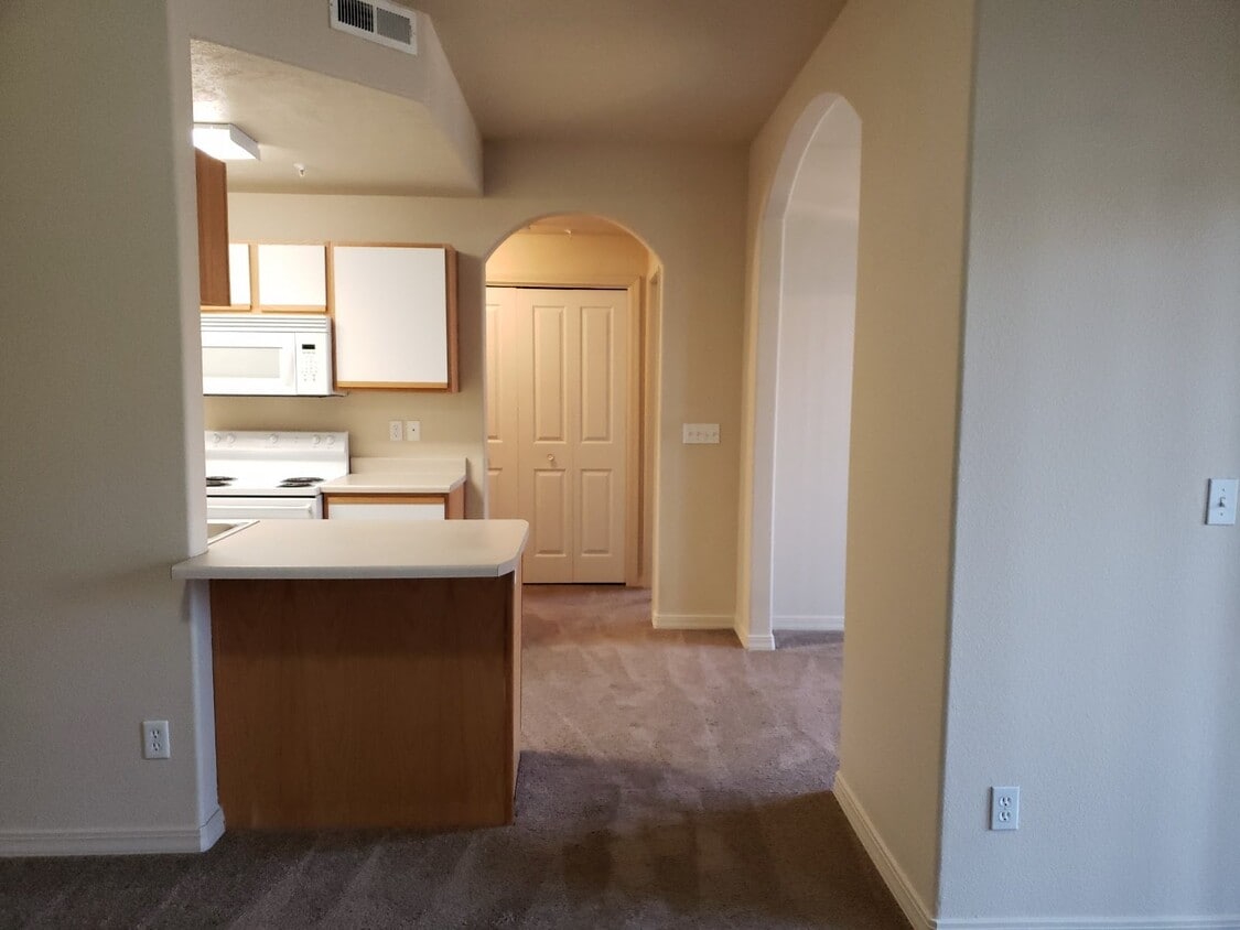 Pleasant Springs Apartments - 884 W 700 S Pleasant Grove, UT 84062 ...
