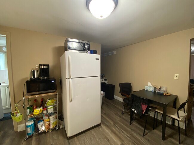 301 6th St NW Unit 2, Rochester, MN 55901 Apartments - Rochester, MN ...