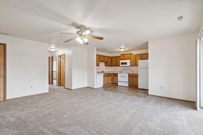 Grand Reserve - Apartments in Cedar Rapids, IA | Apartments.com