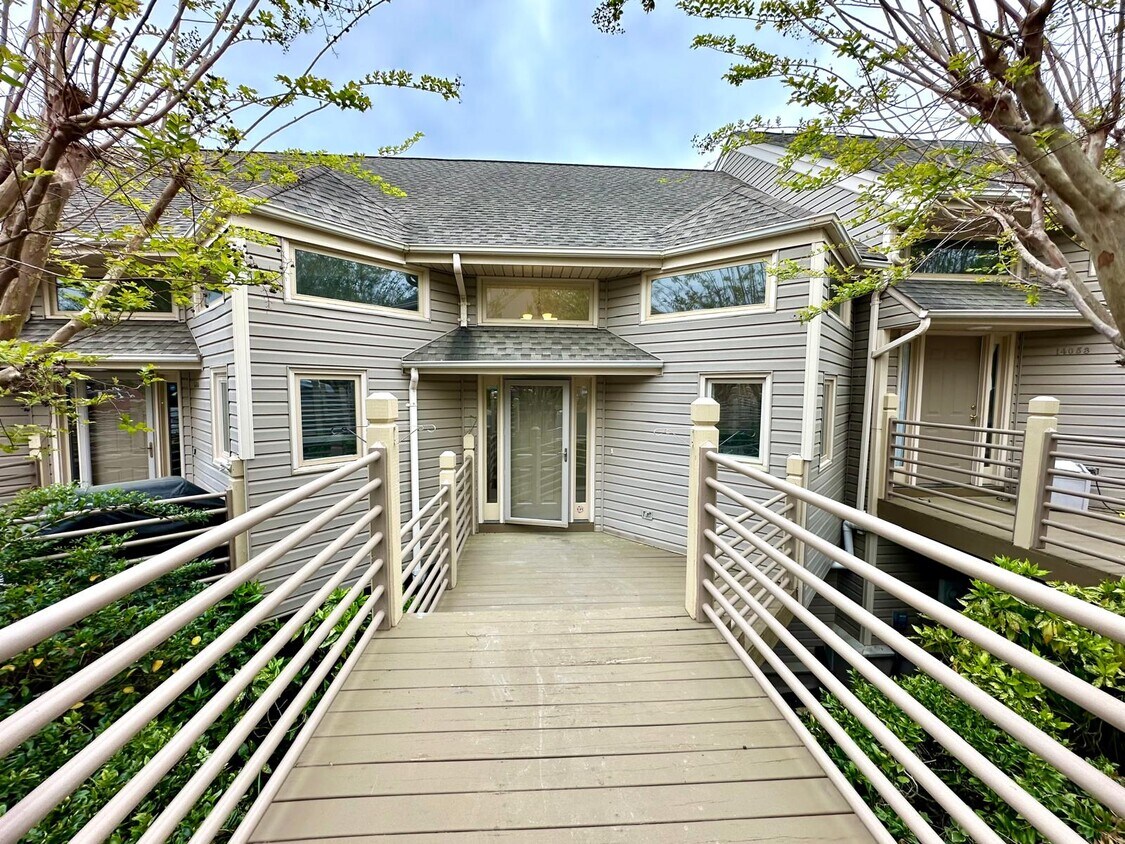 14051 Queens Harbor Rd, Charlotte, NC 28278 - Townhome Rentals in ...