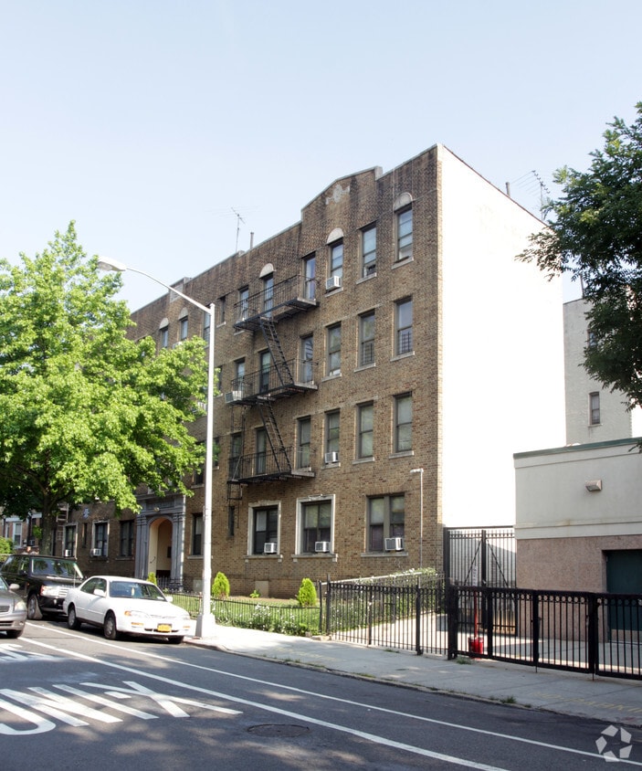 361 Maple St, Brooklyn, NY 11225 - 361 Maple St Brooklyn, NY 11225 ...