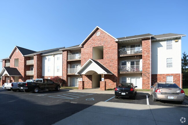 Parkwood Apartments Rentals - Springfield, MO | Apartments.com