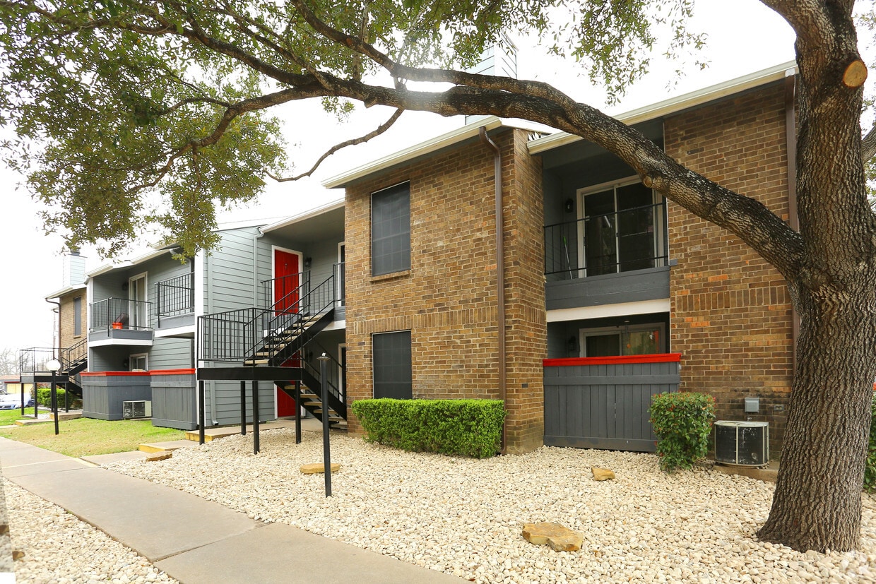 Bridge at South Point - 6808 S Interstate 35 Austin, TX 78745 ...