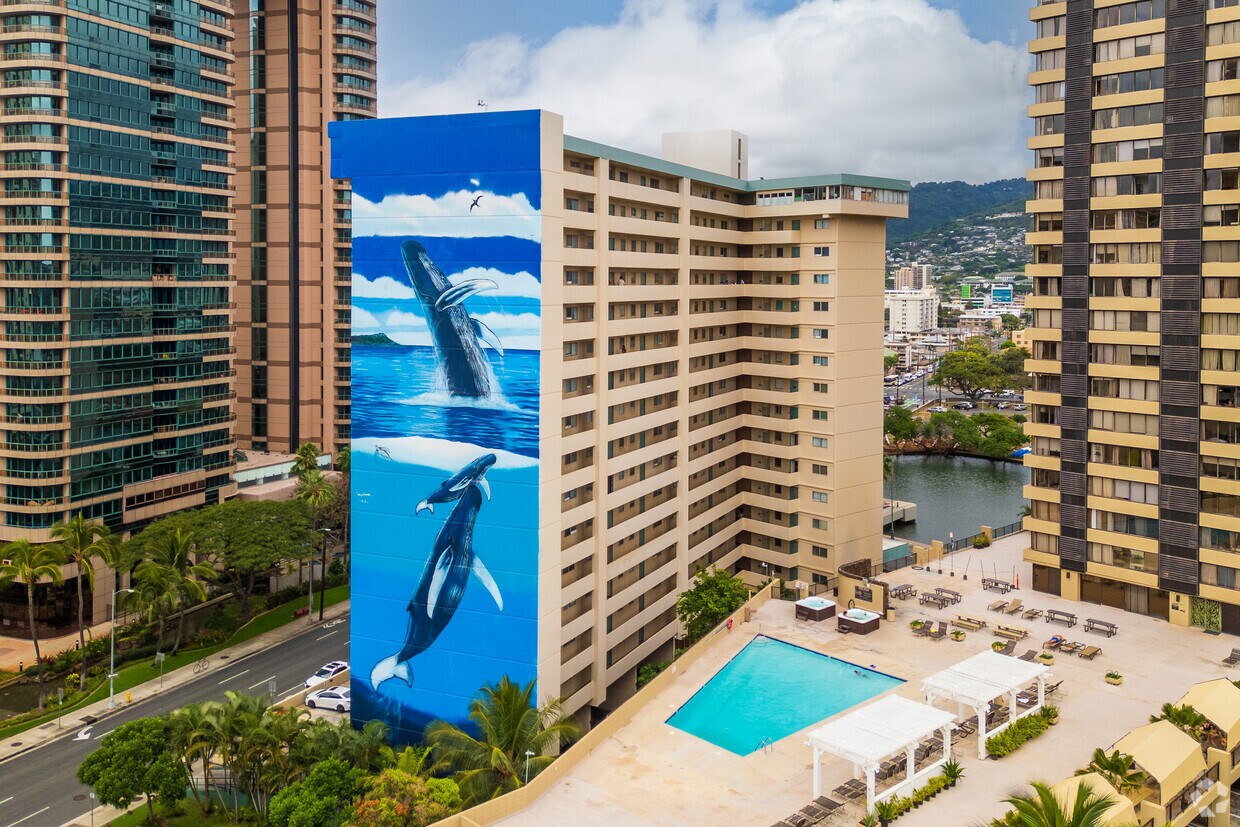 Royal Aloha Condominium - 1909 Ala Wai Blvd Honolulu, HI 96815 ...