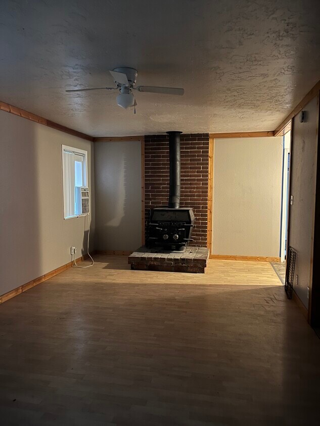 2185 Venus Way, Redding, CA 96002 - House Rental in Redding, CA | Apartments.com