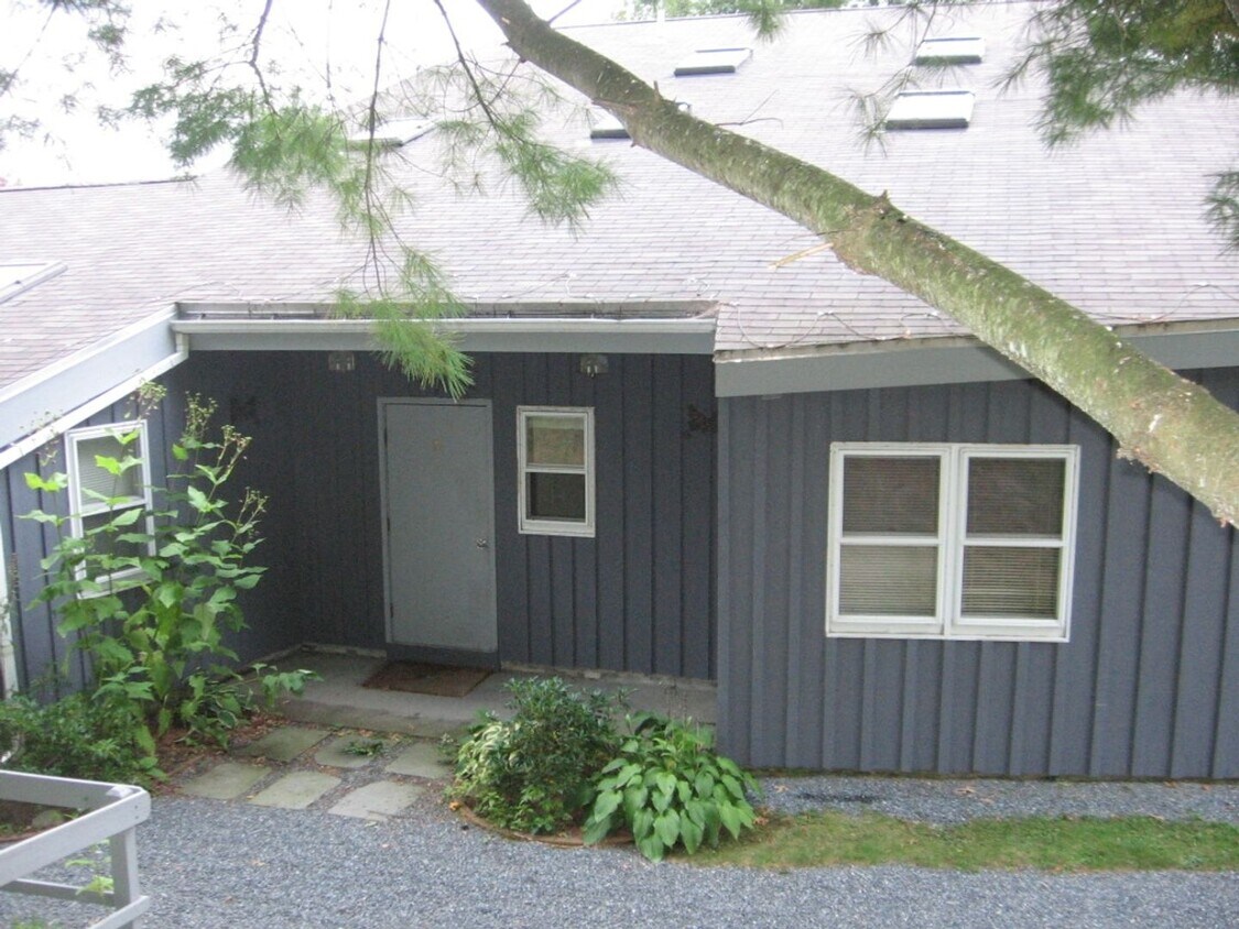 45 Landing Rd, Enfield, NH 03748 - Condo for Rent in Enfield, NH ...