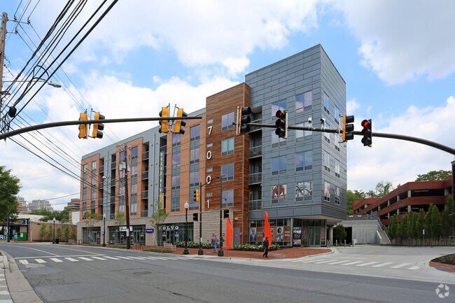 7001 Arlington At Bethesda