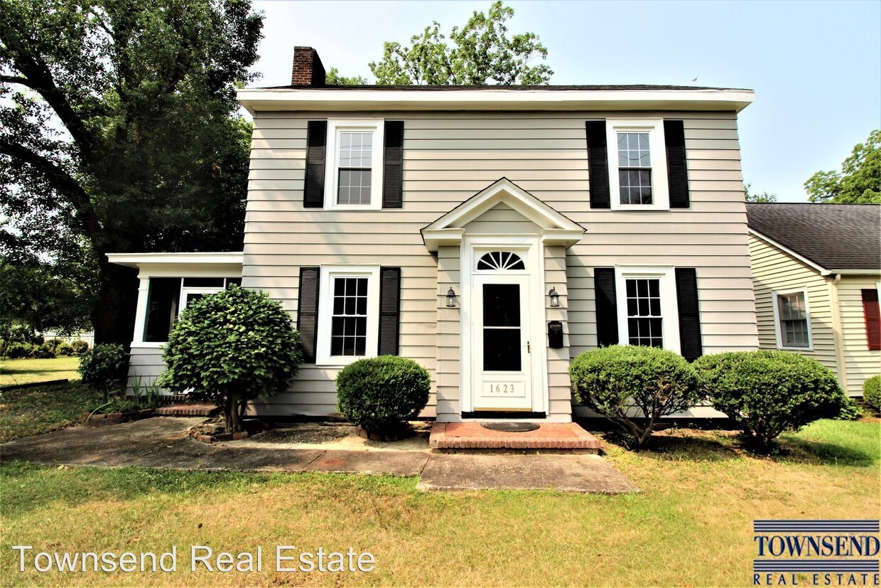 1623 Fort Bragg Rd, Fayetteville, NC 28305 - House Rental in ...