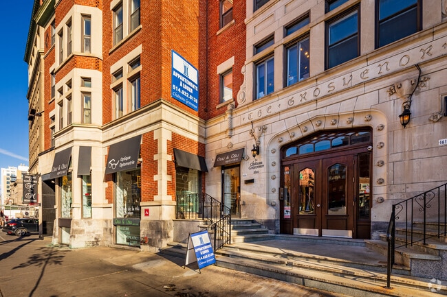 Château Grosvenor Apartments - 1600-1620 Sherbrooke Rue Montréal, QC ...
