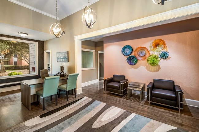 Hunters Chase - Apartments in Austin, TX | Apartments.com