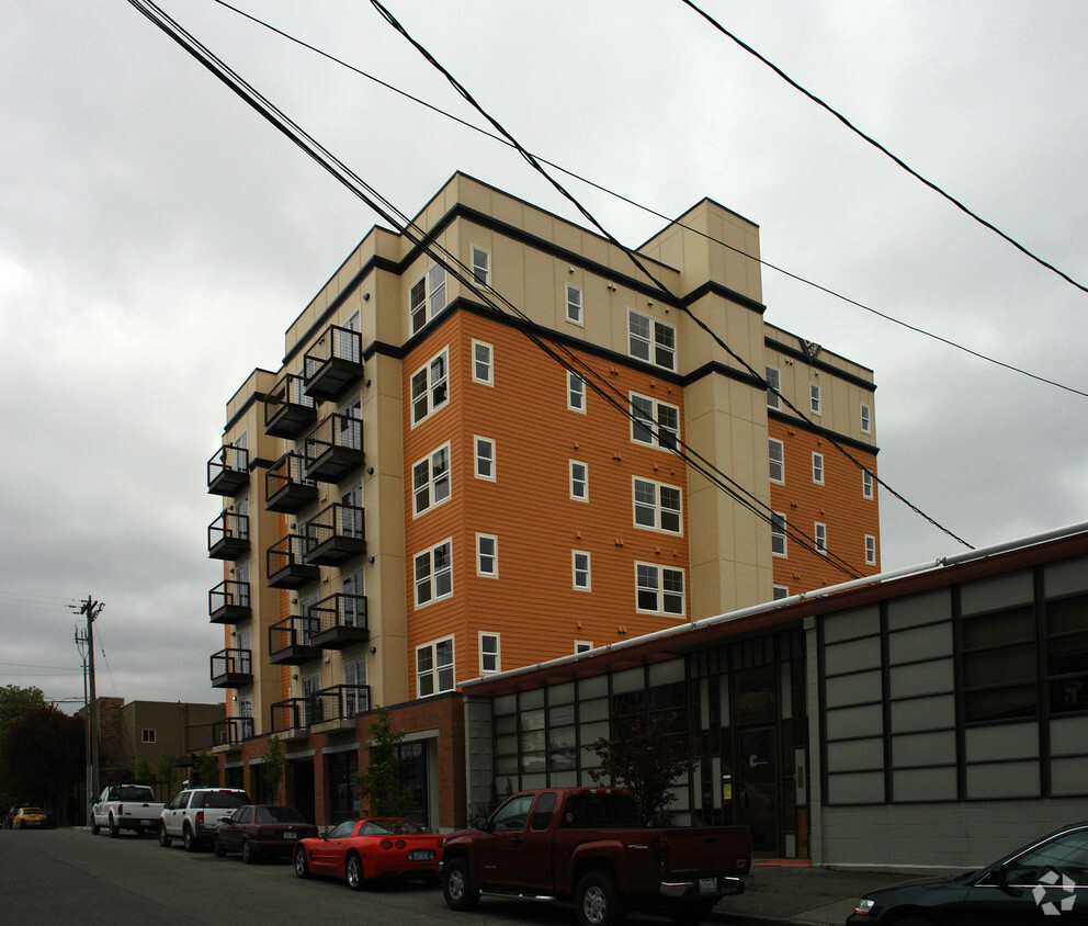 Oak View Apartments - 9514 Stone Ave Seattle, WA 98103 | Apartments.com