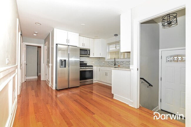 4555 S Lawler Ave, Chicago, IL 60638 | Apartments.com