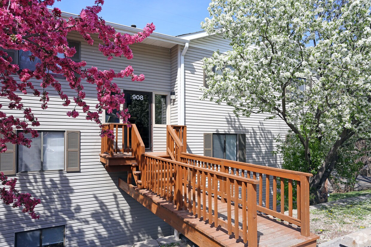 Britain Towne - Apartments in Bellevue, NE | Apartments.com