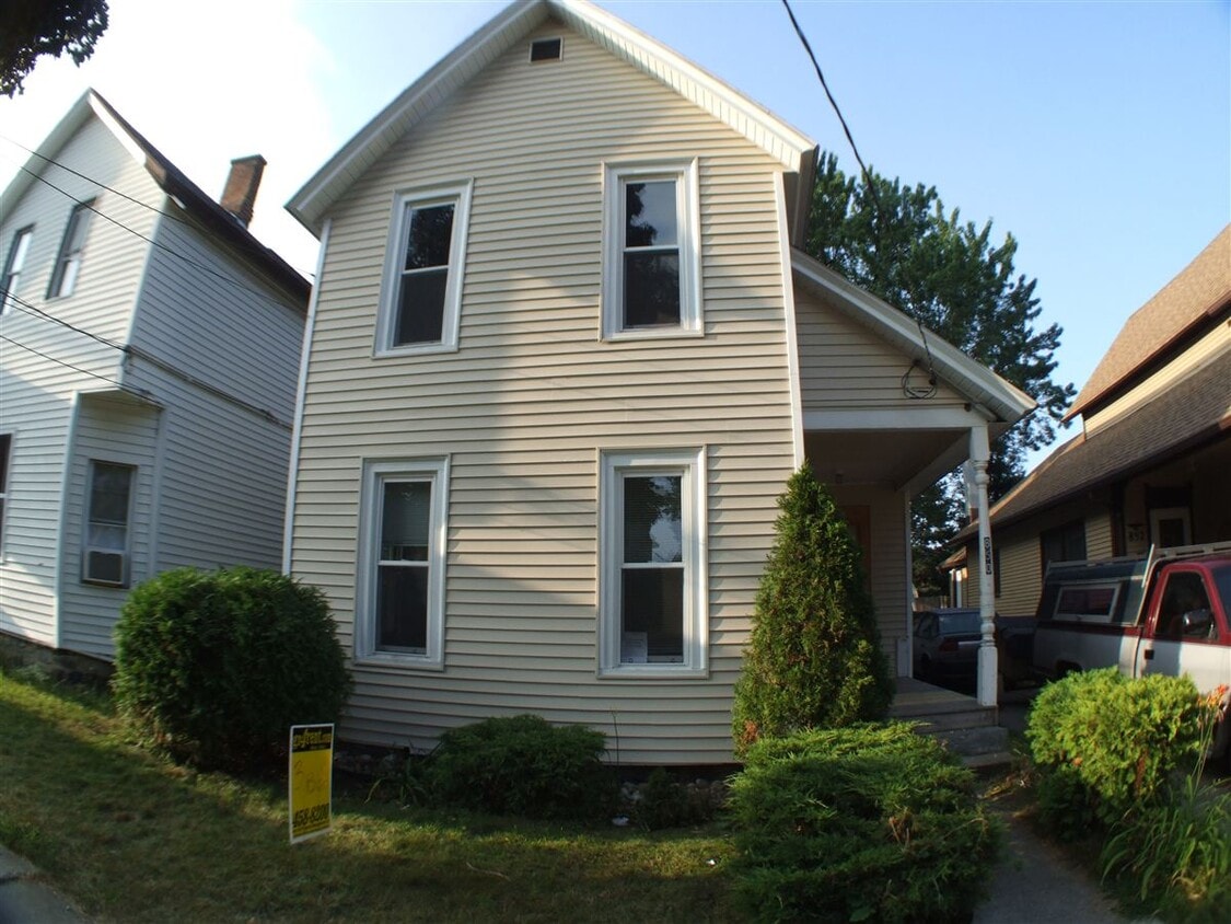 850 Watson St SW, Grand Rapids, MI 49504 - House Rental in Grand Rapids ...