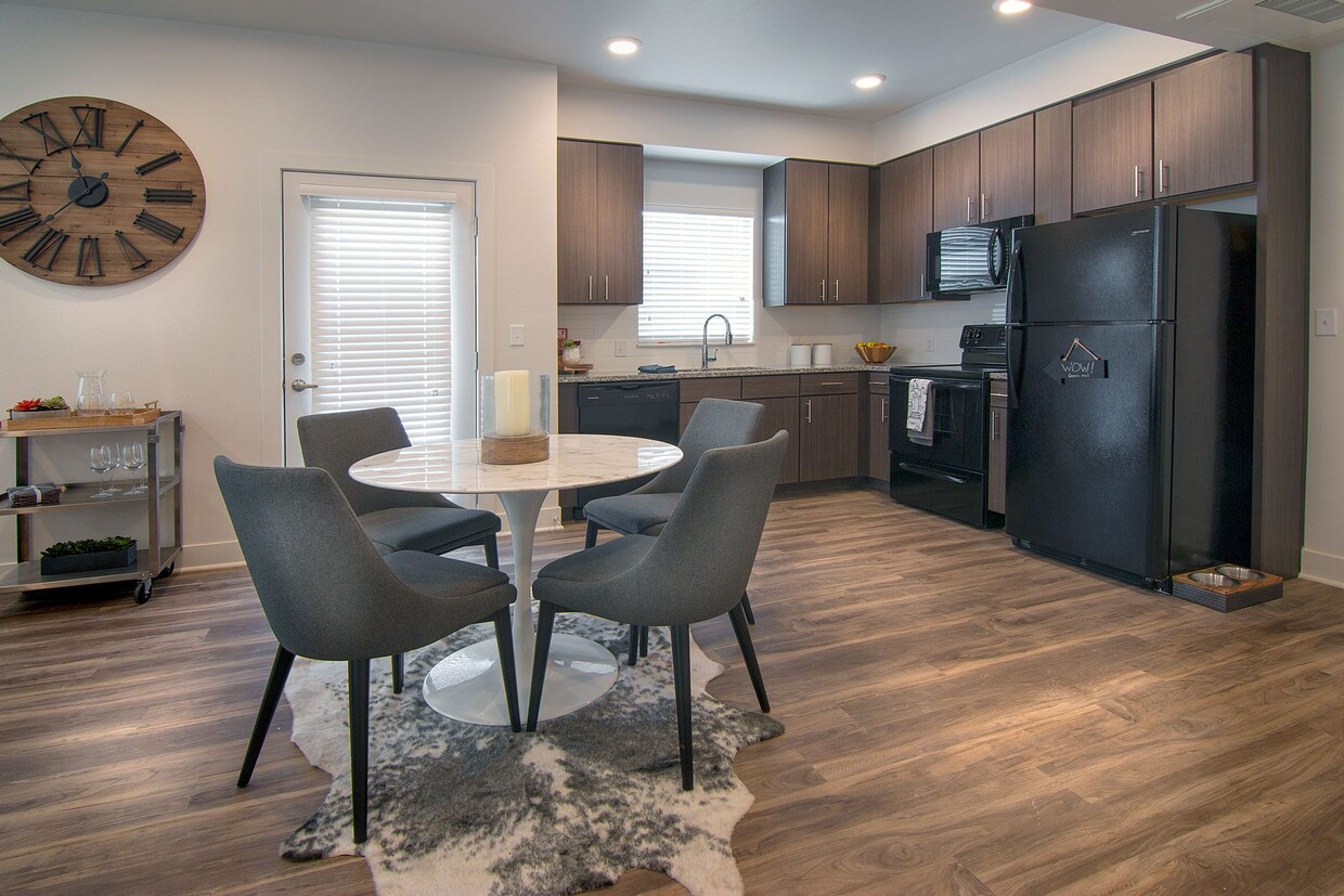 Pinyon Pointe Apartments - 451 14th St Se Loveland, CO 80537 ...