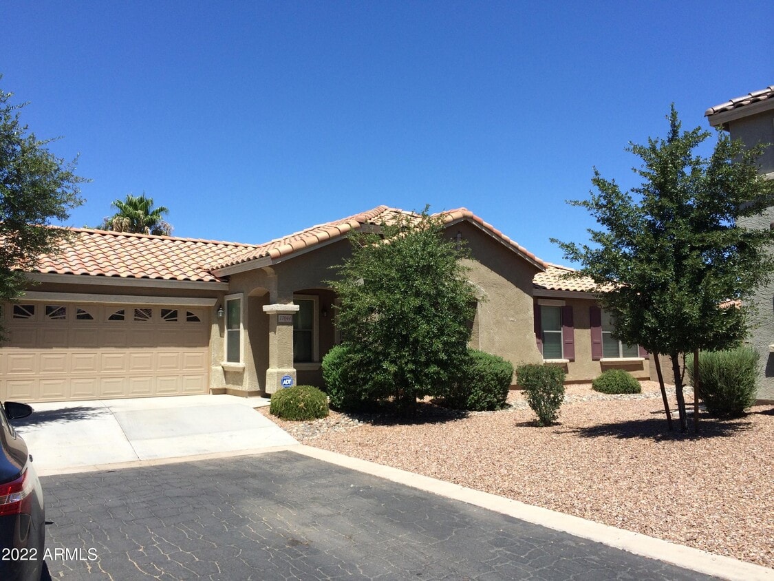 17044 W Marshall Ln, Surprise, AZ 85388 - House Rental in Surprise, AZ ...