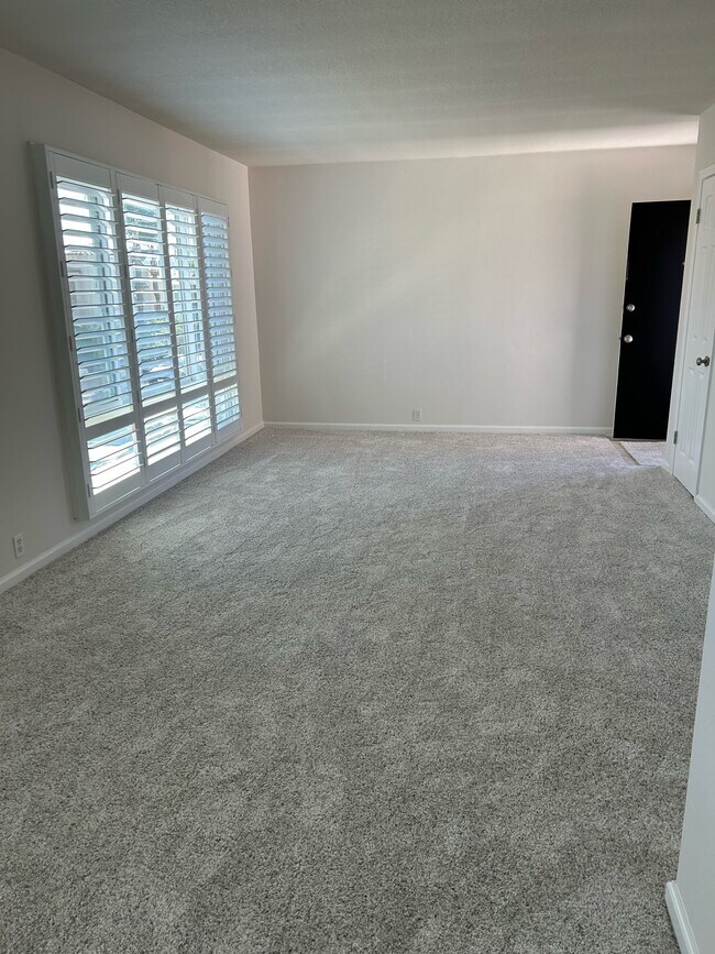 129 Roycroft Ave - Apartments in Long Beach, CA | Apartments.com