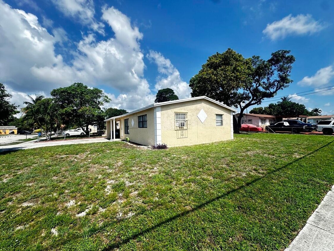 2901 NW 21st St, Fort Lauderdale, FL 33311 - House Rental in Fort Lauderdale, FL | Apartments.com