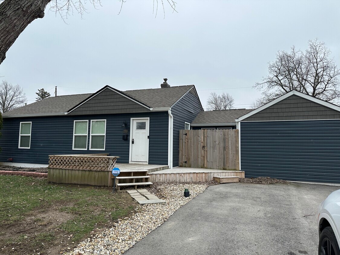 2213 E 65th St, Indianapolis, IN 46220 - House Rental in Indianapolis ...