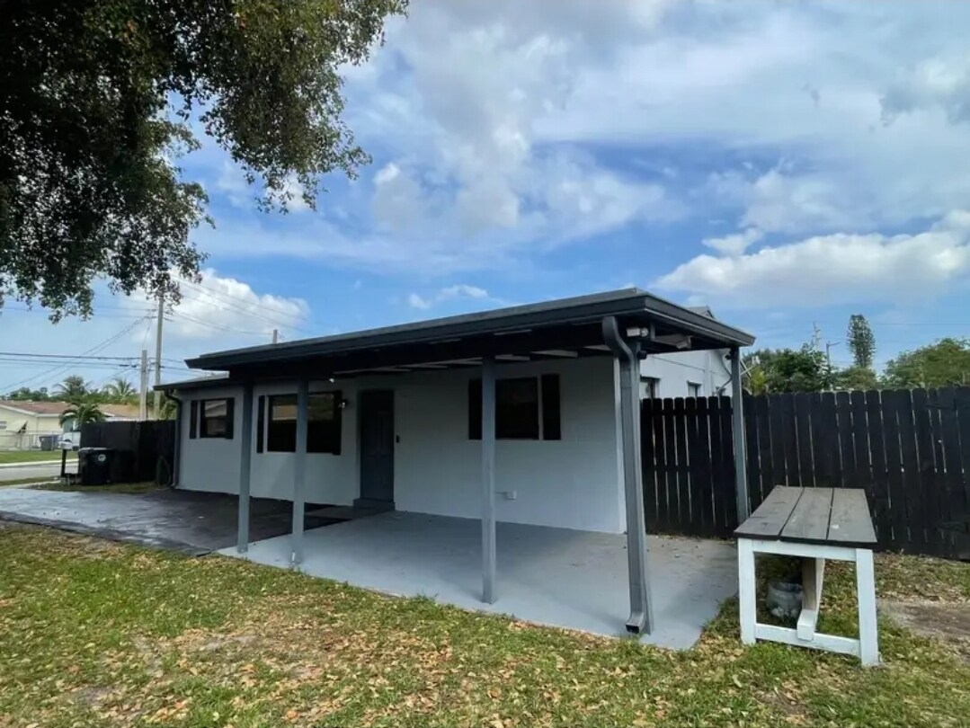1900 Sw 65Th Ter, North Lauderdale, FL 33068 - House Rental in North ...