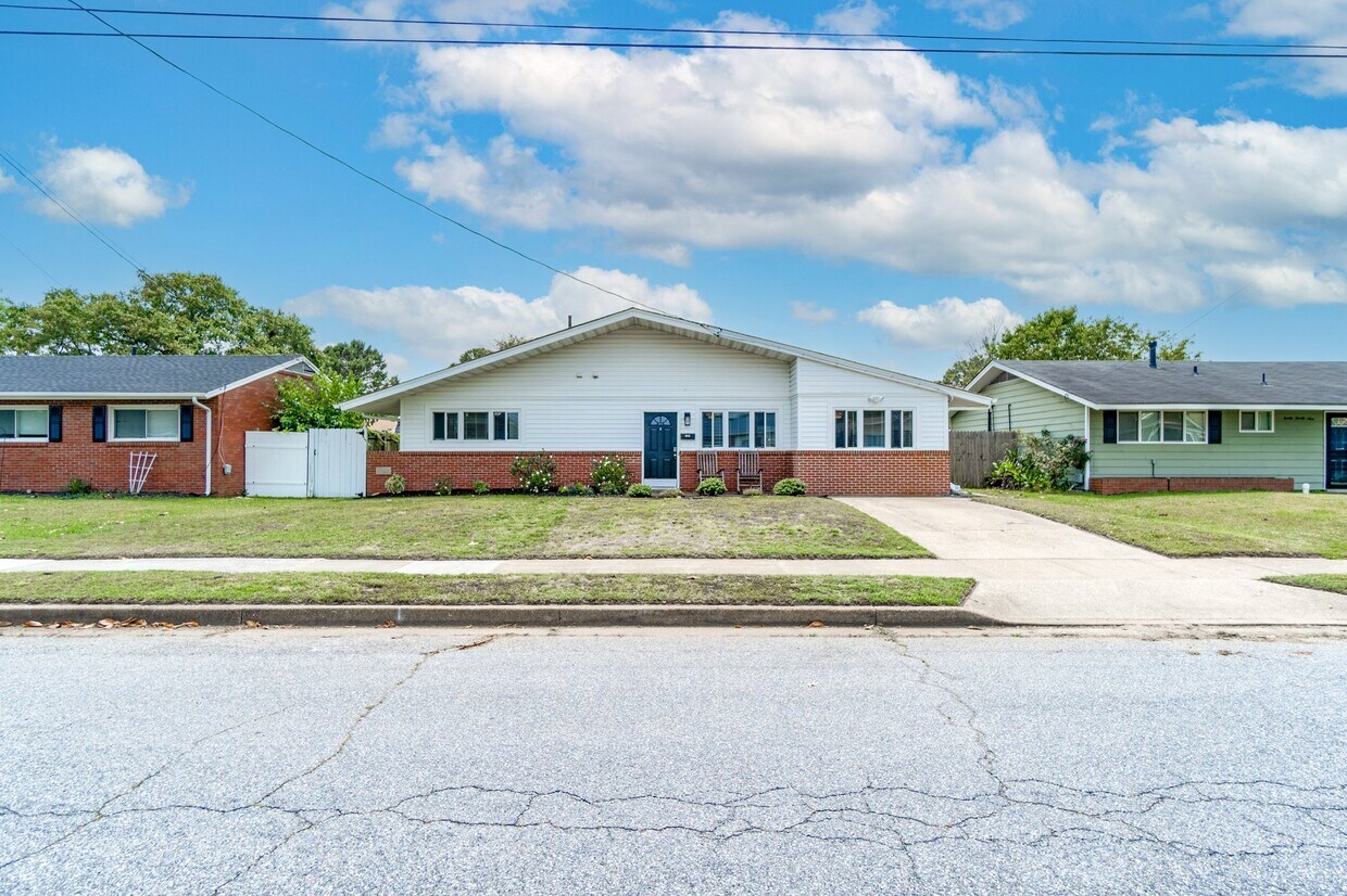 2033 Kersey Ave, Norfolk, VA 23503 - House Rental in Norfolk, VA ...