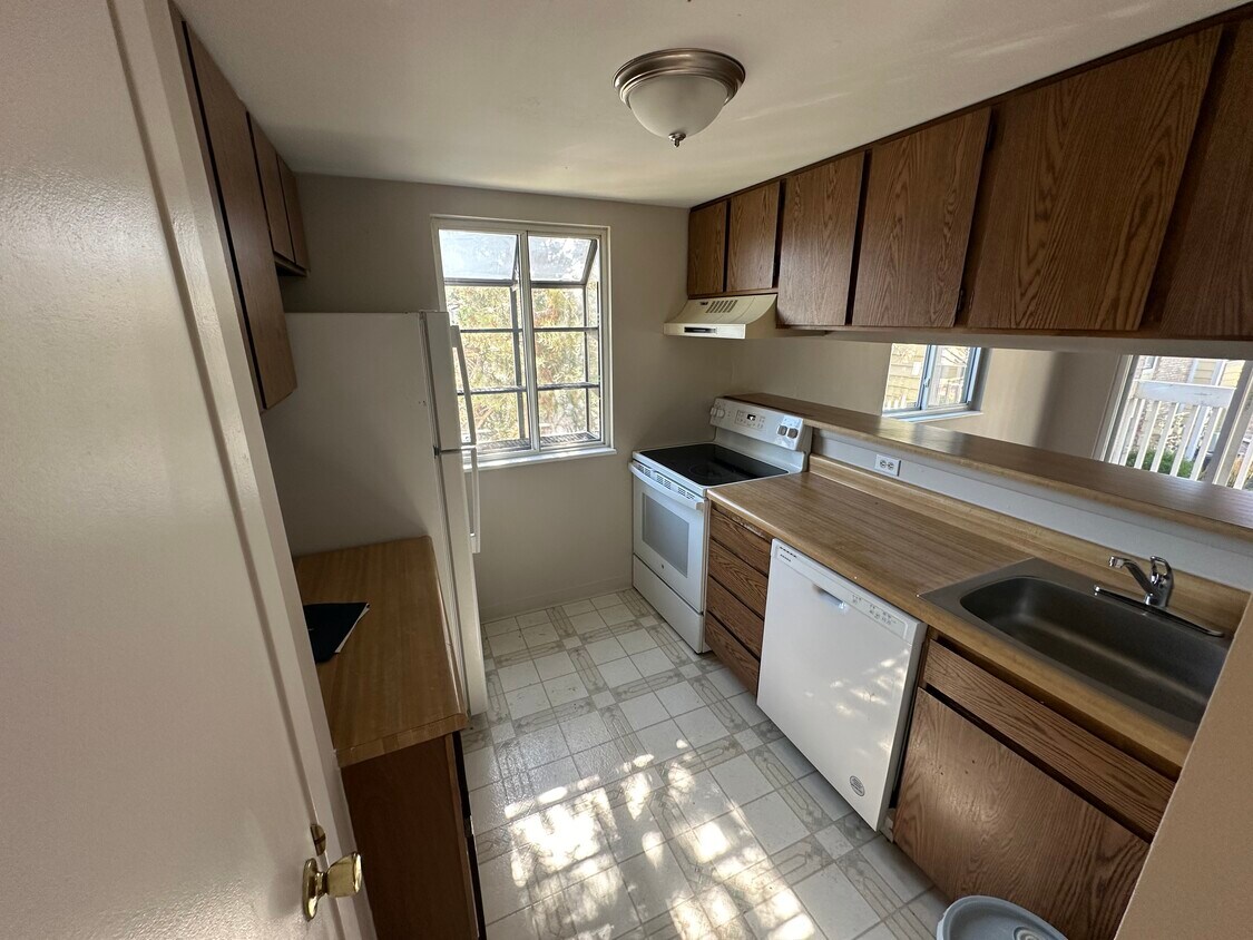 12546 E Cornell Ave Unit 203, Aurora, CO 80014 - Condo for Rent in ...