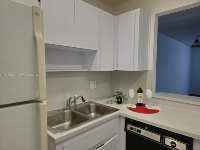 1021 Mockingbird Ln Unit 412, Plantation, FL 33324 - Condo for Rent in ...