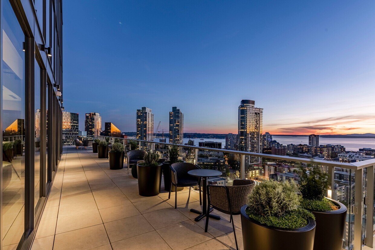 The Waverly - 210 8Th Ave N Seattle, WA 98109 | Apartments.com