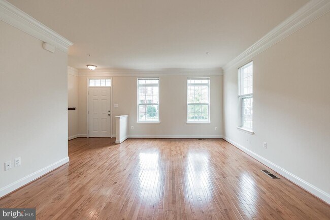 23219 Robin Song Dr, Clarksburg, MD 20871 - Townhome Rentals in ...