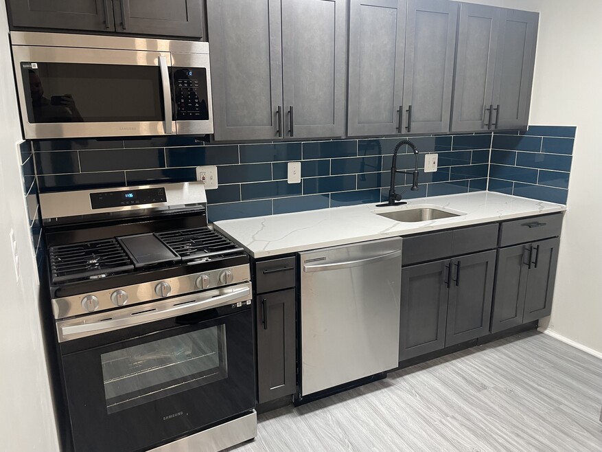 Apartments with Move-In Specials Near Den Lee Acres - 150 Rentals ...