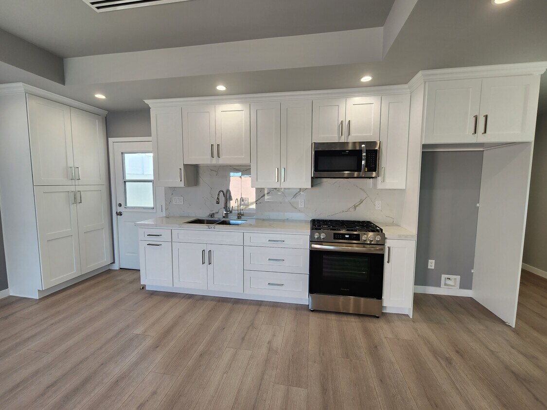 14422 Judd St, Arleta, CA 91331 - House Rental in Arleta, CA ...