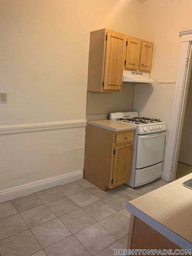 127 Washington St Unit 25, Boston, MA 02135 | Apartments.com