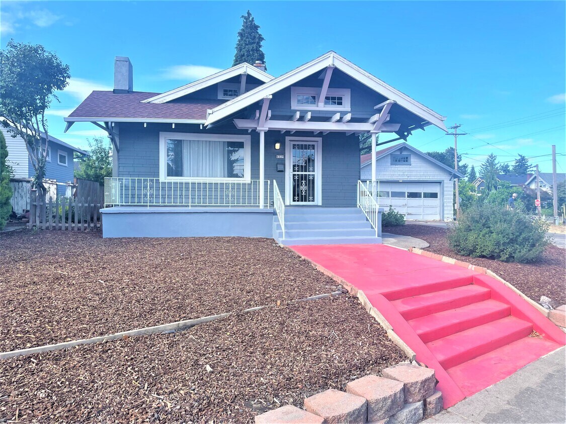 6339 NE Sandy Blvd, Portland, OR 97213 - House Rental in Portland, OR ...