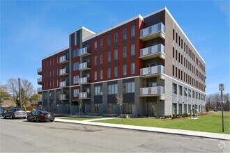 Student Apartments, Condos and Houses for Rent in Hamilton, ON - 127 ...