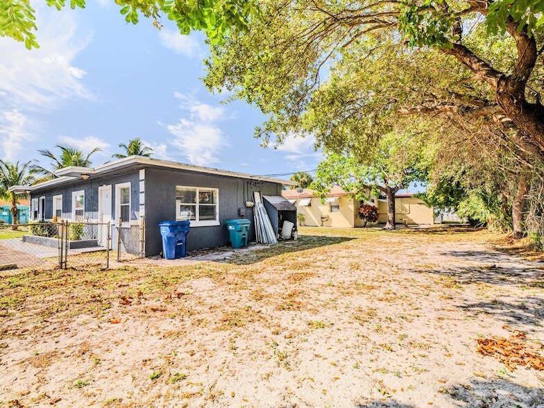 112 W 34th St Unit 1, Riviera Beach, FL 33404 | Apartments.com