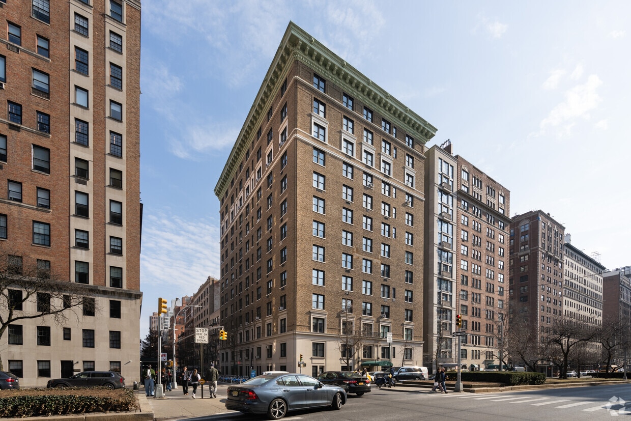 Exciting 993 Park Avenue Images